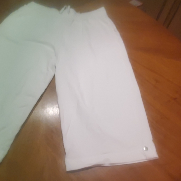 Karen Scott | Pants & Jumpsuits | Nwot Karen Scott Comfy Capris | Poshmark